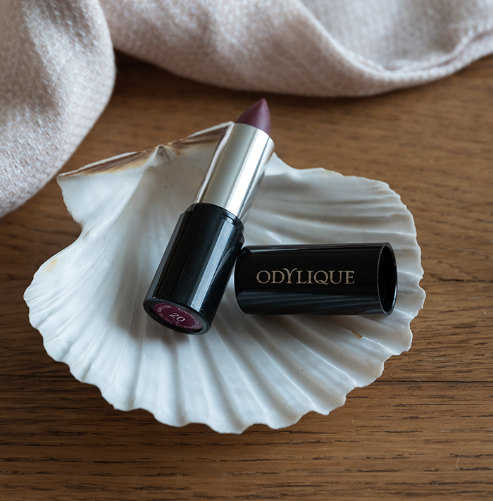 Natural & Organic Lipstick - Your Questions Answered