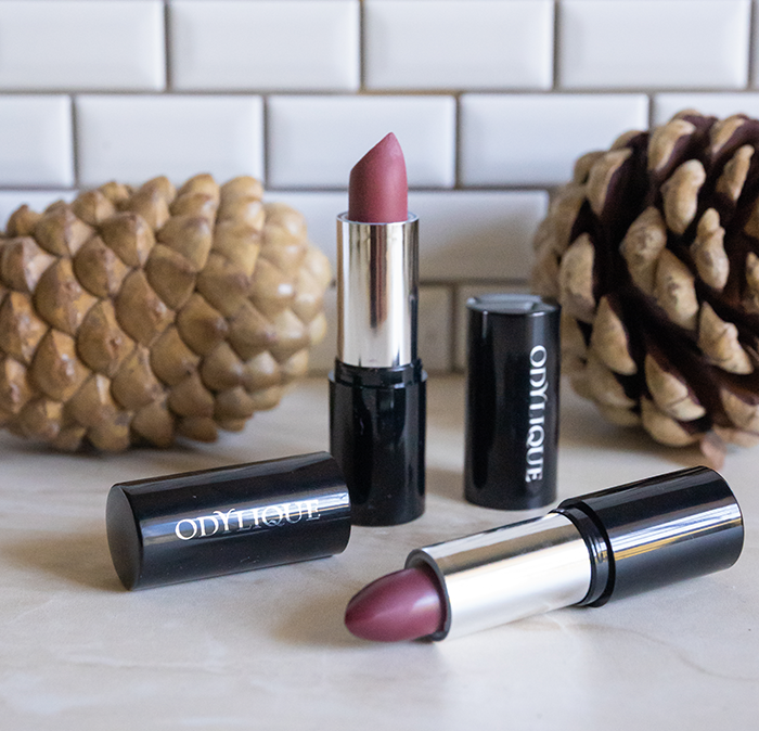 Natural & Organic Lipstick - Your Questions Answered